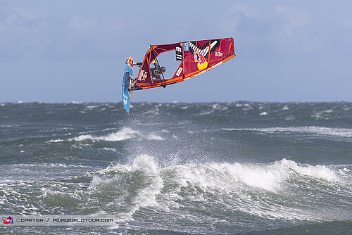PWA WORLD WINDSURFING TOUR: Cold Hawaii Youth PWA Windsurf World Cup